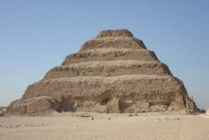 How did the Ancient Egyptians build the Pyramids? - World History Edu