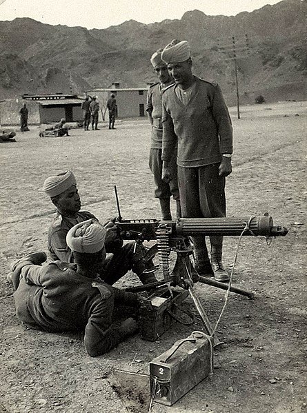 Vickers Machine Gun - World History Edu