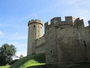 10 Most Historic Castles in Britain - World History Edu