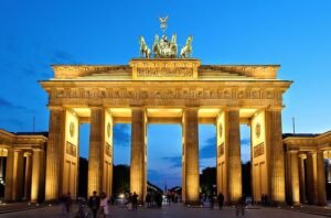 Unification of East and West Germany in 1990: History & Major Facts ...