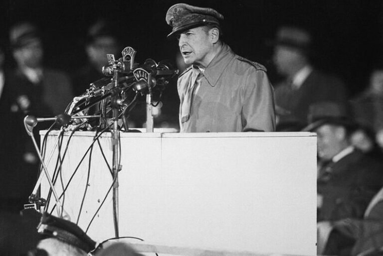 Life and Major Accomplishments of General Douglas MacArthur - World ...