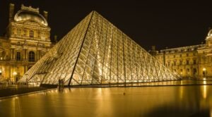 Louvre Museum: Origin Story and Major Collections - World History Edu